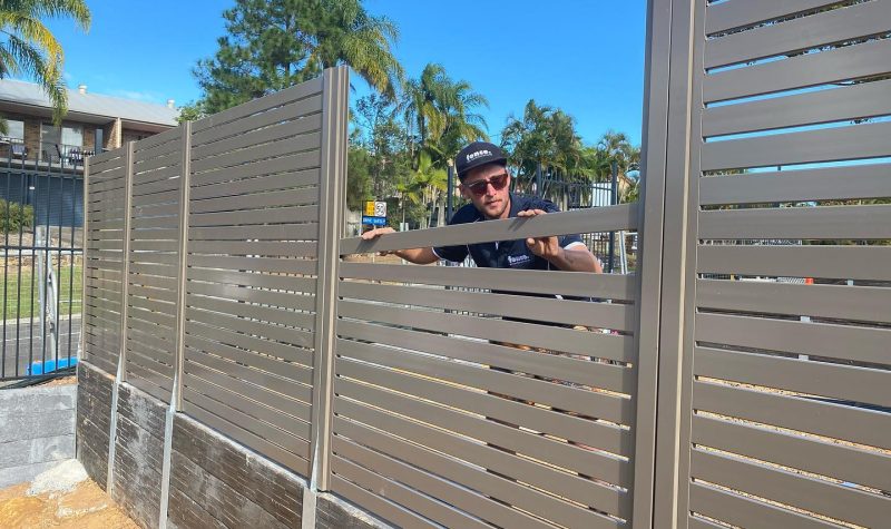 Aluminium Slats Fencing - FenceFSS